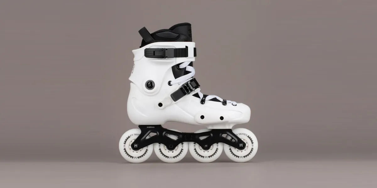 FR Skates FR3 80 – White 2025 Edition Urban & Freestyle Inlineskates